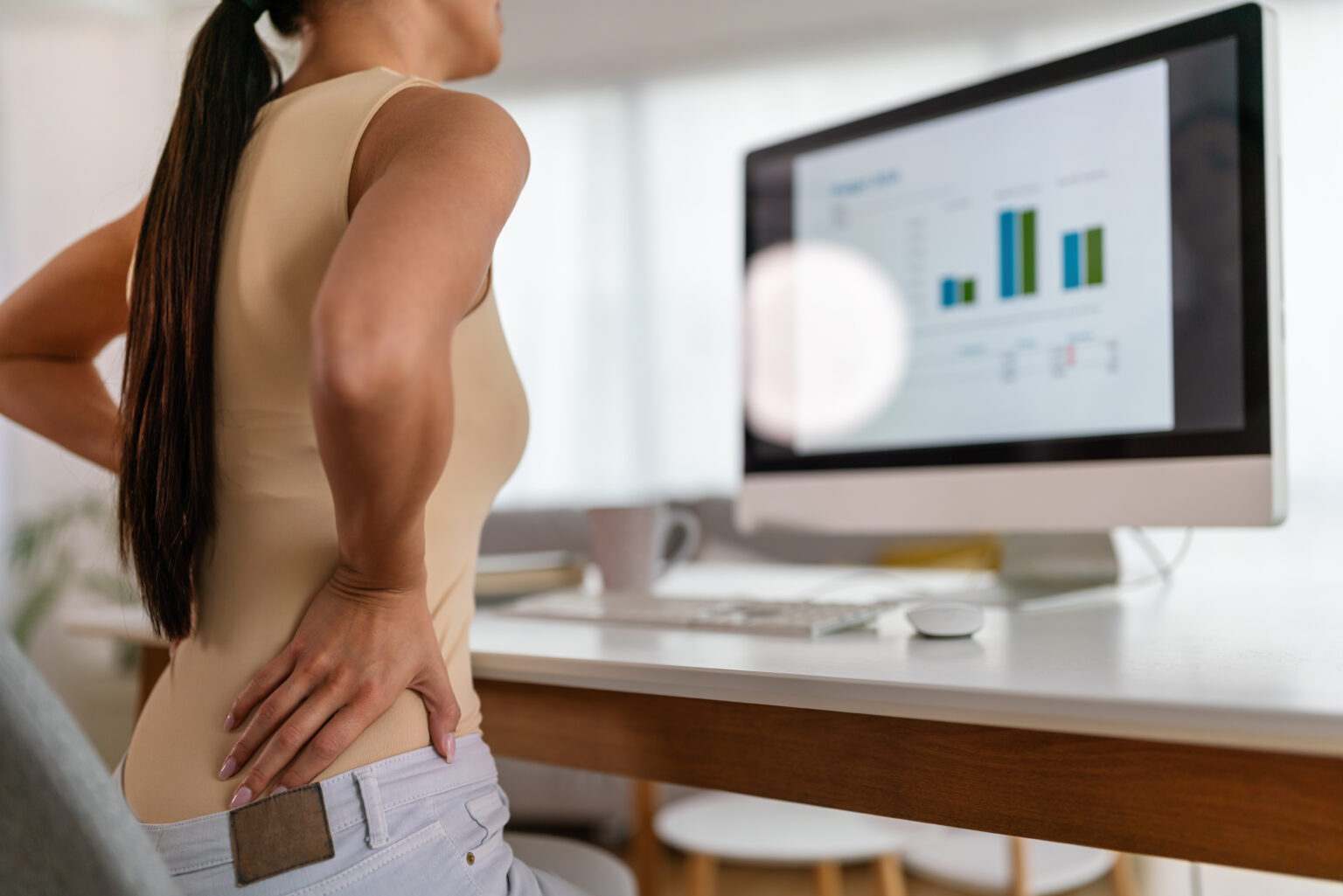 Why Your Tailbone Hurts Without Injury – All You Need To Know